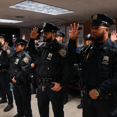 Editor’s Note: Grizzly subway fight is latest blow to MTA - City ...