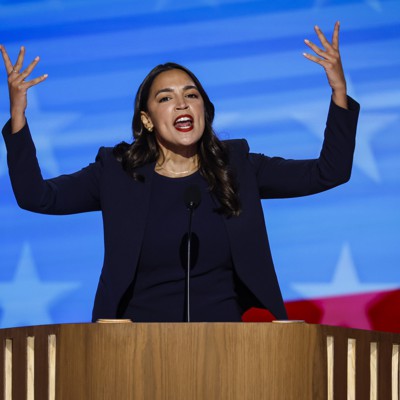 AOC and Hochul speak on DNC’s first night - City & State New York