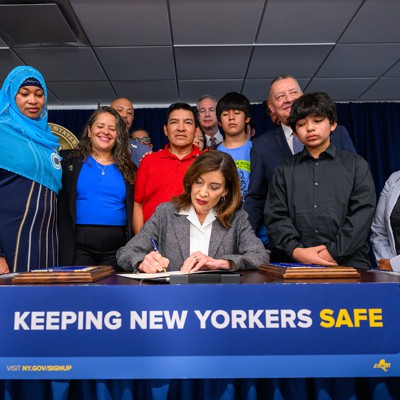 Hochul, Homan and Trump in three-person standoff over immigration ...